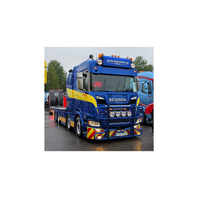 Truck is Drug - SCANIA NG Normal - lightsign and extra lights mounting ...